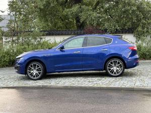 Blue Maserati Levante 2016 in Vilnius, with an engine capacity of 3.00 L and mileage of 142 thousand km for 22990 €, photo 12 on AUTOMOTO.COM.LV