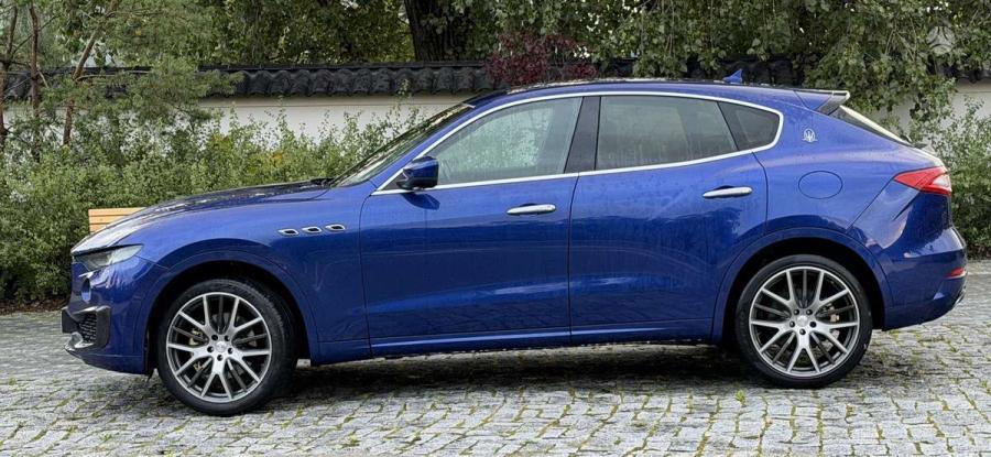 Blue Maserati Levante 2016 in Vilnius, with an engine capacity of 3.00 L and mileage of 142 thousand km for 22990 €, photo 16 on AUTOMOTO.COM.LV