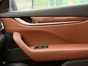 Blue Maserati Levante 2016 in Vilnius, with an engine capacity of 3.00 L and mileage of 142 thousand km for 22990 €, photo 21 on AUTOMOTO.COM.LV