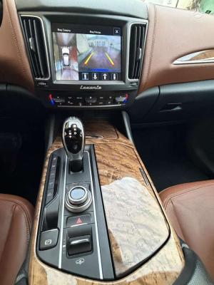 Blue Maserati Levante 2016 in Vilnius, with an engine capacity of 3.00 L and mileage of 142 thousand km for 22990 €, photo 22 on AUTOMOTO.COM.LV