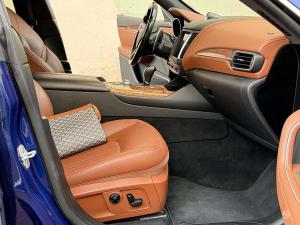 Blue Maserati Levante 2016 in Vilnius, with an engine capacity of 3.00 L and mileage of 142 thousand km for 22990 €, photo 26 on AUTOMOTO.COM.LV