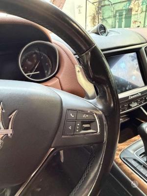 Blue Maserati Levante 2016 in Vilnius, with an engine capacity of 3.00 L and mileage of 142 thousand km for 22990 €, photo 31 on AUTOMOTO.COM.LV