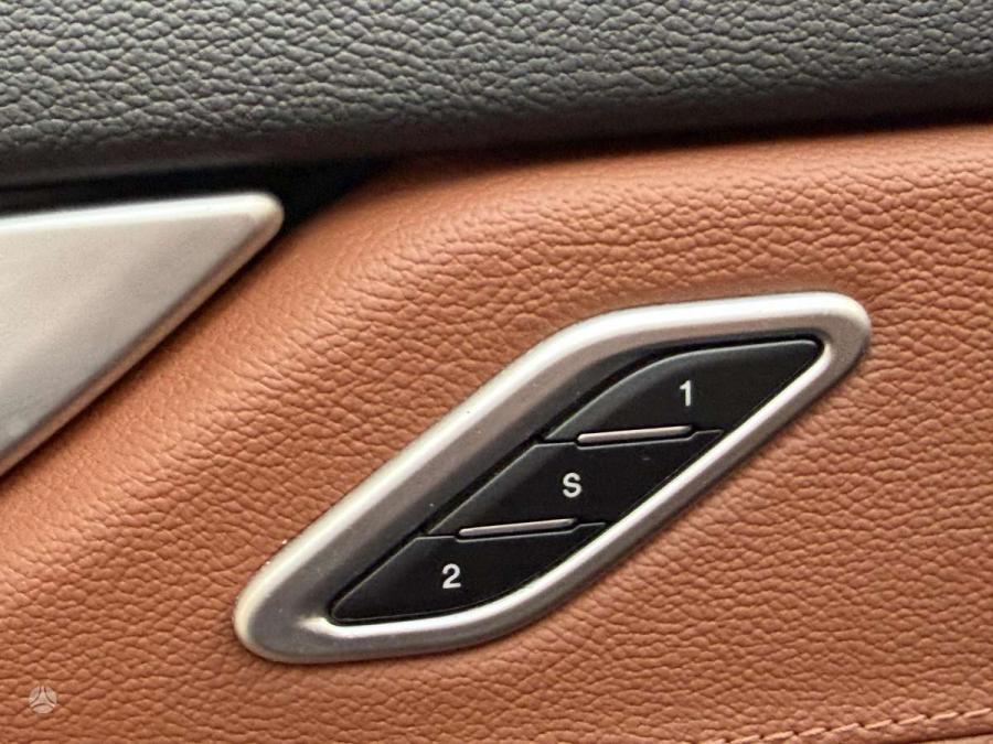 Blue Maserati Levante 2016 in Vilnius, with an engine capacity of 3.00 L and mileage of 142 thousand km for 22990 €, photo 35 on AUTOMOTO.COM.LV