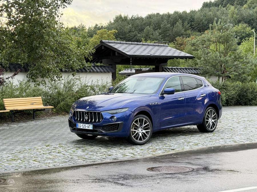 Zils Maserati Levante 2016 Viļņa, ar dzinēja tilpumu 3.00 L un nobraukumu 148 tūkst. km par 19600 €, foto 6 vietnē AUTOMOTO.COM.LV