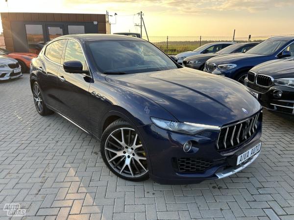 Blue Maserati Levante 2017 in Kaunas, with an engine capacity of 3.00 L and mileage of 166 thousand km for 18900 €, photo 6 on AUTOMOTO.COM.LV