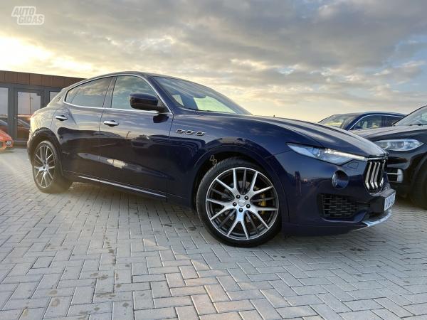 Blue Maserati Levante 2017 in Kaunas, with an engine capacity of 3.00 L and mileage of 166 thousand km for 18900 €, photo 7 on AUTOMOTO.COM.LV