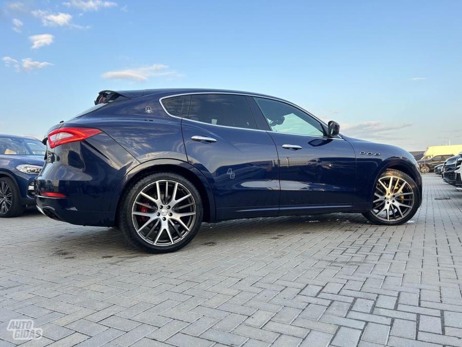 Zils Maserati Levante 2017 Kauņa, ar dzinēja tilpumu 3.00 L un nobraukumu 166 tūkst. km par 18900 €, foto 8 vietnē AUTOMOTO.COM.LV