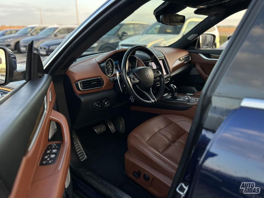 Zils Maserati Levante 2017 Kauņa, ar dzinēja tilpumu 3.00 L un nobraukumu 166 tūkst. km par 18900 €, foto 15 vietnē AUTOMOTO.COM.LV