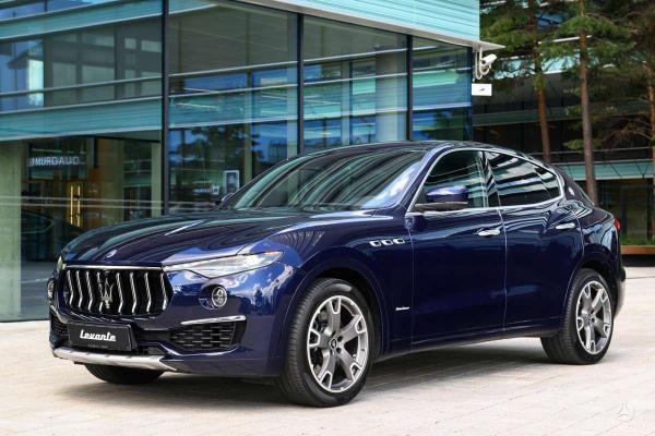 Zils Maserati Levante 2021 Viļņa, ar dzinēja tilpumu 2.98 L un nobraukumu 45 tūkst. km par 55999 €, foto 1 vietnē AUTOMOTO.COM.LV