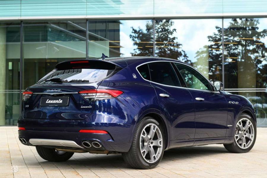 Zils Maserati Levante 2021 Viļņa, ar dzinēja tilpumu 2.98 L un nobraukumu 45 tūkst. km par 55999 €, foto 6 vietnē AUTOMOTO.COM.LV