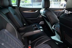 Zils Maserati Levante 2021 Viļņa, ar dzinēja tilpumu 2.98 L un nobraukumu 45 tūkst. km par 55999 €, foto 25 vietnē AUTOMOTO.COM.LV