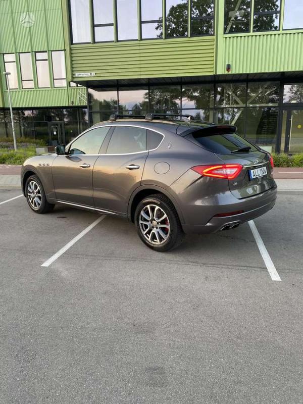 Brūns Maserati Levante 2017 Kauņa, ar dzinēja tilpumu 2.98 L un nobraukumu 194 tūkst. km par 15700 €, foto 4 vietnē AUTOMOTO.COM.LV