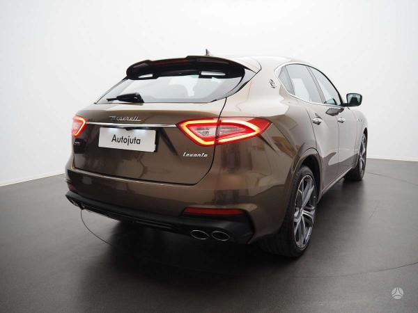 Brown Maserati Levante 2021 in Vilnius, with an engine capacity of 2.98 L and mileage of 47 thousand km for 59000 €, photo 4 on AUTOMOTO.COM.LV