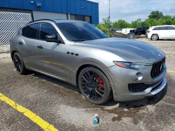 Maserati Levante 2017 Kauņa vietnē Pelēks Maserati Levante 2017 Kauņa, ar dzinēja tilpumu 2.98 L un nobraukumu 146 tūkst. km par 13490 €, foto 4 vietnē AUTOMOTO.COM.LV