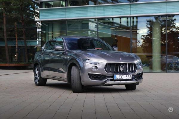 Pelēks Maserati Levante 2019 Viļņa, ar dzinēja tilpumu 2.98 L un nobraukumu 179 tūkst. km par 41500 €, foto 2 vietnē AUTOMOTO.COM.LV