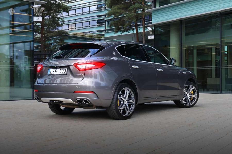 Grey Maserati Levante 2019 in Vilnius, with an engine capacity of 2.98 L and mileage of 179 thousand km for 41500 €, photo 19 on AUTOMOTO.COM.LV