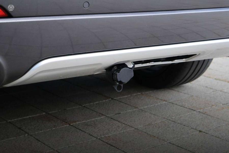 Grey Maserati Levante 2019 in Vilnius, with an engine capacity of 2.98 L and mileage of 179 thousand km for 41500 €, photo 23 on AUTOMOTO.COM.LV