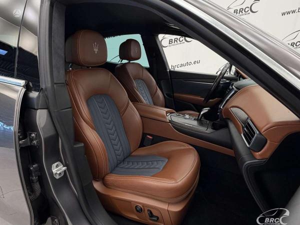 Maserati Levante 2019 in Vilnius on AUTOMOTO.COM.LV Grey Maserati Levante 2019 in Vilnius, with an engine capacity of 2.98 L and mileage of 187 thousand km for 24900 β¬, photo 9 on AUTOMOTO.COM.LV