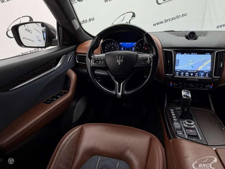 Grey Maserati Levante 2019 in Vilnius, with an engine capacity of 2.98 L and mileage of 187 thousand km for 24900 €, photo 19 on AUTOMOTO.COM.LV