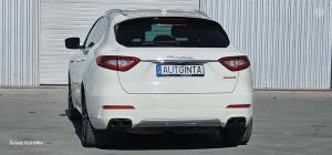 White Maserati Levante 2017 in Klaipeda, with an engine capacity of 3.00 L and mileage of 123 thousand km for 19200 €, photo 12 on AUTOMOTO.COM.LV