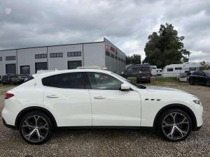 Balts Maserati Levante 2017 Viļņa, ar dzinēja tilpumu 2.98 L un nobraukumu 89 tūkst. km par 22500 €, foto 9 vietnē AUTOMOTO.COM.LV