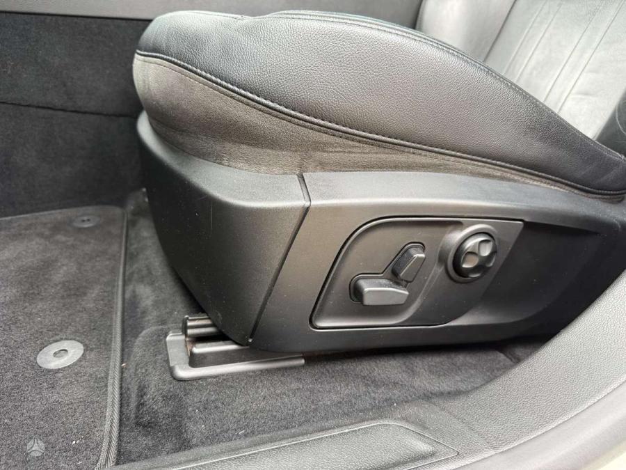Balts Maserati Levante 2017 Viļņa, ar dzinēja tilpumu 2.98 L un nobraukumu 89 tūkst. km par 22500 €, foto 23 vietnē AUTOMOTO.COM.LV