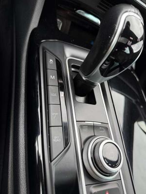 Balts Maserati Levante 2017 Viļņa, ar dzinēja tilpumu 2.98 L un nobraukumu 89 tūkst. km par 22500 €, foto 31 vietnē AUTOMOTO.COM.LV