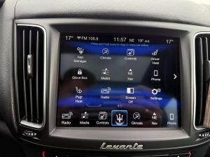 Balts Maserati Levante 2017 Viļņa, ar dzinēja tilpumu 2.98 L un nobraukumu 89 tūkst. km par 22500 €, foto 36 vietnē AUTOMOTO.COM.LV