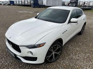 Balts Maserati Levante 2017 Viļņa, ar dzinēja tilpumu 2.98 L un nobraukumu 89 tūkst. km par 22500 €, foto 43 vietnē AUTOMOTO.COM.LV