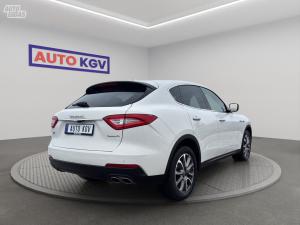 Balts Maserati Levante 2019 Kauņa, ar dzinēja tilpumu 3.00 L un nobraukumu 81 tūkst. km par 31999 €, foto 5 vietnē AUTOMOTO.COM.LV