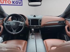 White Maserati Levante 2019 in Kaunas, with an engine capacity of 3.00 L and mileage of 81 thousand km for 31999 €, photo 14 on AUTOMOTO.COM.LV