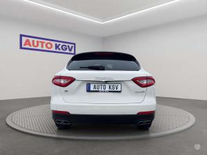 Balts Maserati Levante 2019 Kauņa, ar dzinēja tilpumu 3.00 L un nobraukumu 81 tūkst. km par 29499 €, foto 5 vietnē AUTOMOTO.COM.LV
