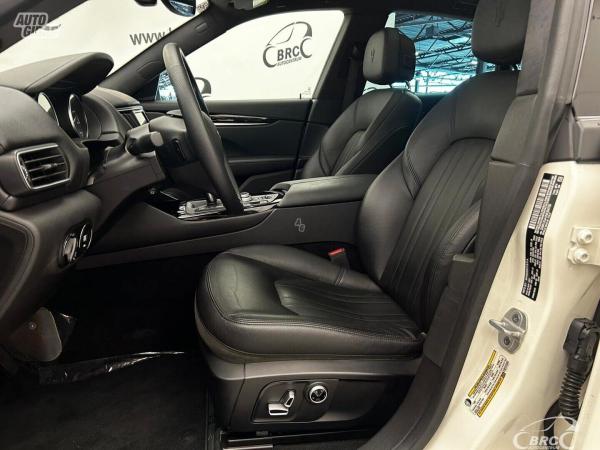 Balts Maserati Levante 2022 Avižieniai, ar dzinēja tilpumu 3.00 L un nobraukumu 55 tūkst. km par 36000 €, foto 4 vietnē AUTOMOTO.COM.LV