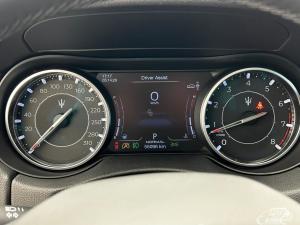 White Maserati Levante 2022 in Avizieniai, with an engine capacity of 3.00 L and mileage of 55 thousand km for 36000 €, photo 16 on AUTOMOTO.COM.LV