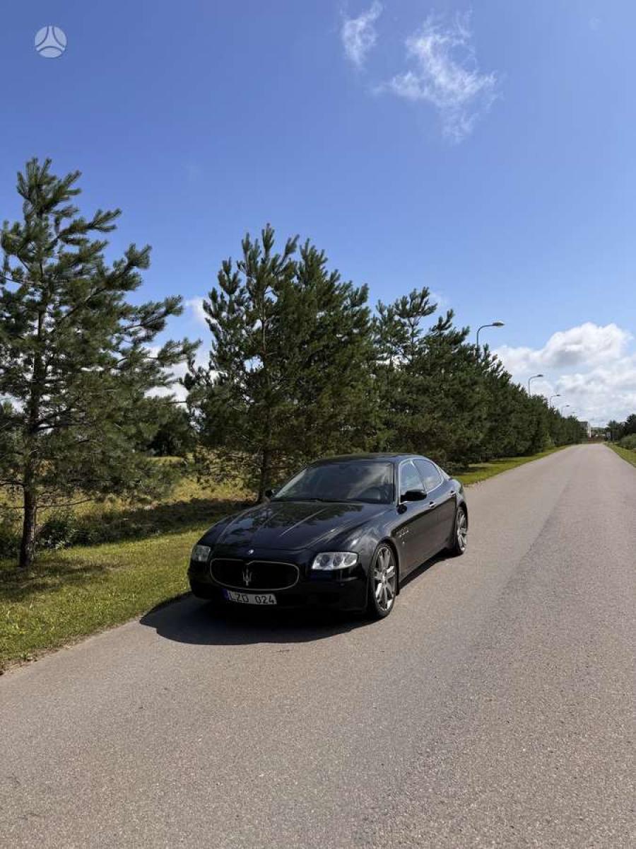 Черный Мазерати Кватропорте 2007 в Клайпеда, объемом двигателя 4.20 л и пробегом 92 тыс. км за 6200 €, фото 1 на AUTOMOTO.COM.LV
