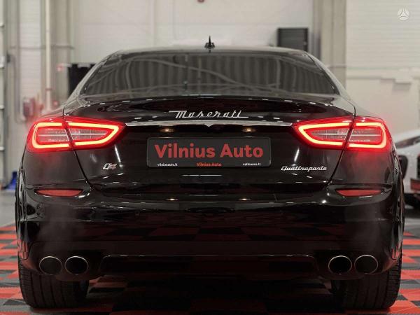Melns Maserati Quattroporte 2014 Viļņa, ar dzinēja tilpumu 2.98 L un nobraukumu 126 tūkst. km par 17999 €, foto 5 vietnē AUTOMOTO.COM.LV