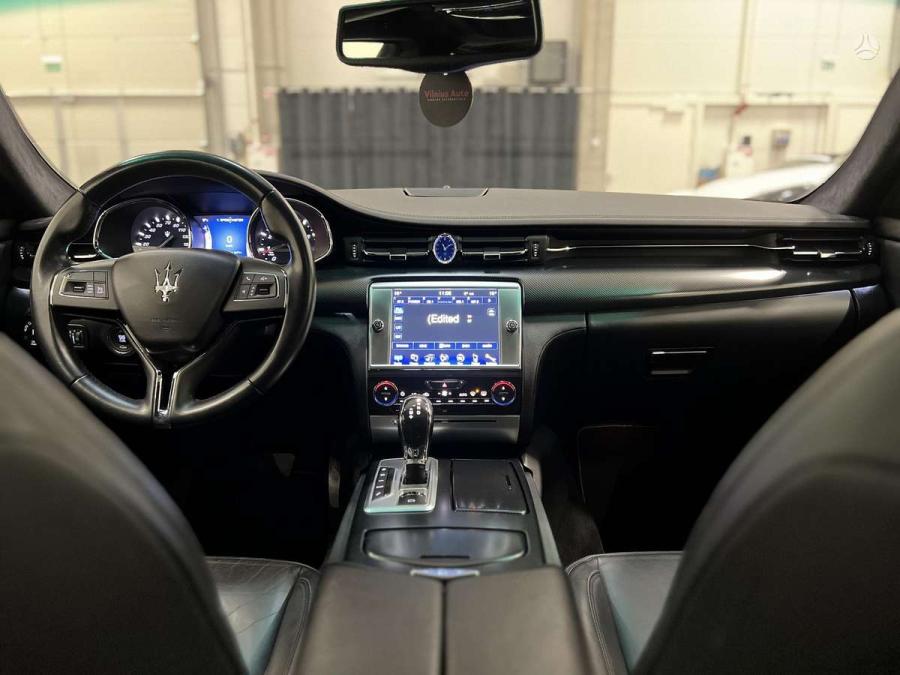 Melns Maserati Quattroporte 2014 Viļņa, ar dzinēja tilpumu 2.98 L un nobraukumu 126 tūkst. km par 17499 €, foto 21 vietnē AUTOMOTO.COM.LV