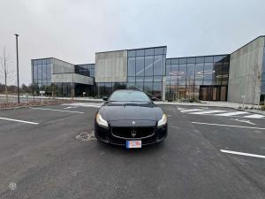 Black Maserati Quattroporte 2015 in Klaipeda, with an engine capacity of 2.98 L and mileage of 112 thousand km for 8800 €, photo 3 on AUTOMOTO.COM.LV