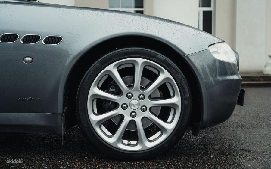 Grey Maserati Quattroporte 2009 in Tallinn, with an engine capacity of 4.20 L and mileage of 77 thousand km for 21990 €, photo 18 on AUTOMOTO.COM.LV
