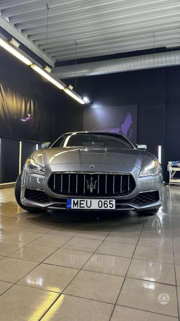 Grey Maserati Quattroporte 2017 in Vilnius, with an engine capacity of 2.98 L and mileage of 97 thousand km for 21800 €, photo 4 on AUTOMOTO.COM.LV
