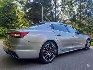 Grey Maserati Quattroporte 2017 in Kaunas, with an engine capacity of 2.98 L and mileage of 92 thousand km for 22000 €, photo 12 on AUTOMOTO.COM.LV