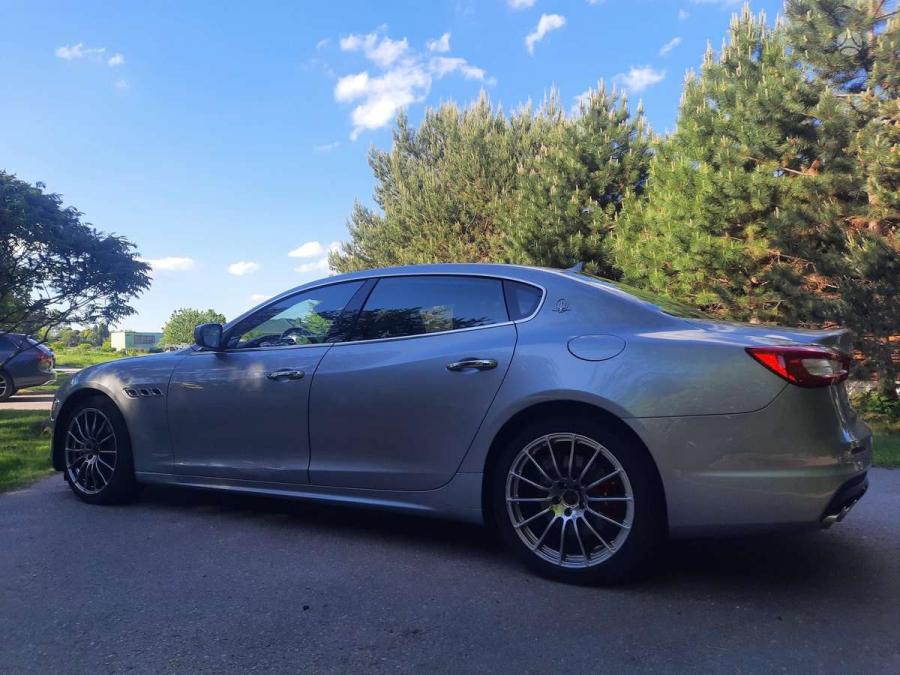 Grey Maserati Quattroporte 2017 in Kaunas, with an engine capacity of 2.98 L and mileage of 92 thousand km for 22000 €, photo 21 on AUTOMOTO.COM.LV