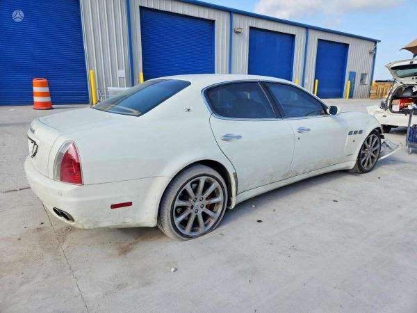 Balts Maserati Quattroporte 2007 Viļņa, ar dzinēja tilpumu 4.24 L un nobraukumu 103 tūkst. km par 3999 €, foto 5 vietnē AUTOMOTO.COM.LV
