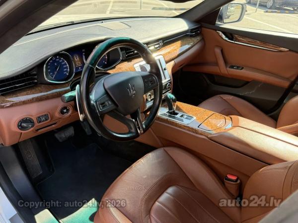 White Maserati Quattroporte 2014 in Tallinn, with an engine capacity of 3.00 L and mileage of 63 thousand km for 19995 €, photo 10 on AUTOMOTO.COM.LV
