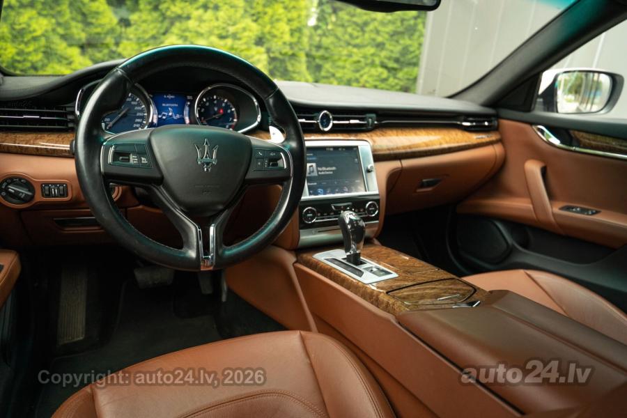 White Maserati Quattroporte 2014 in Tallinn, with an engine capacity of 3.00 L and mileage of 63 thousand km for 19900 €, photo 7 on AUTOMOTO.COM.LV