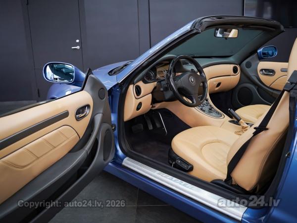 Zils Maserati Spyder 2005 Tallina, ar dzinēja tilpumu 4.20 L un nobraukumu 85 tūkst. km par 25900 €, foto 5 vietnē AUTOMOTO.COM.LV