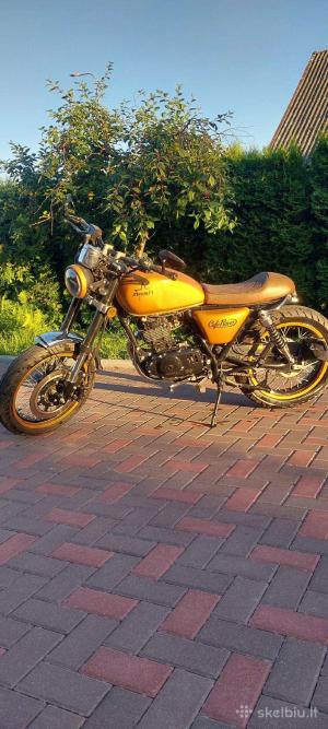 Yellow Mash Seventy Five 2017 in Kretinga, with an engine capacity of 0.13 L and mileage of 1 thousand km for 1250 €, photo 3 on AUTOMOTO.COM.LV