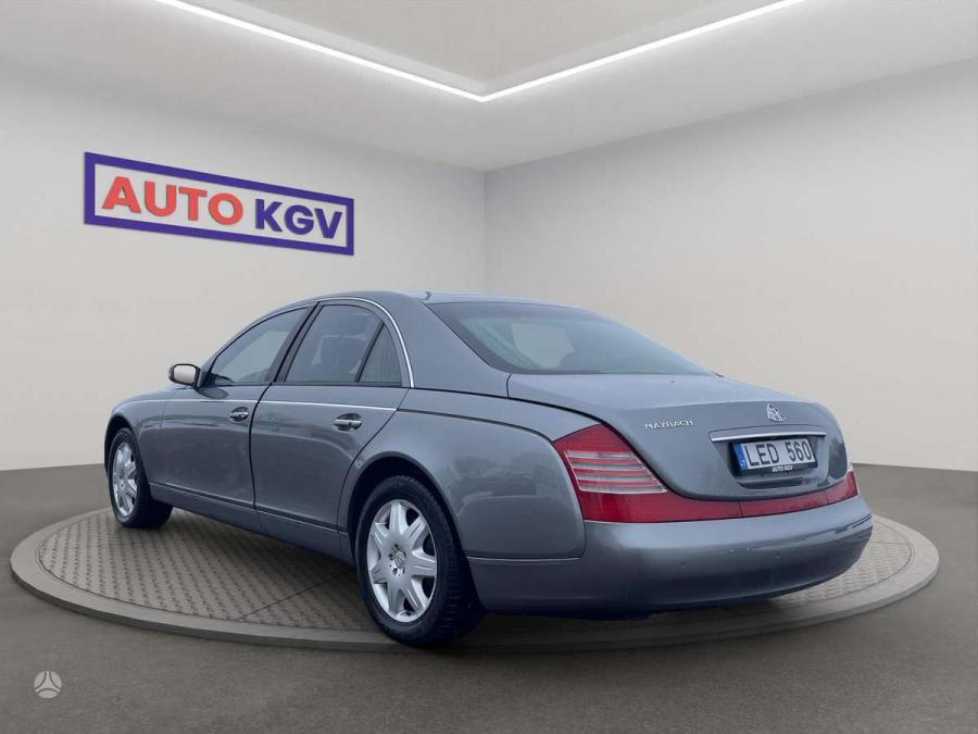Grey Maybach 57 2008 in Vilnius, with an engine capacity of 5.50 L and mileage of 151 thousand km for 56999 €, photo 4 on AUTOMOTO.COM.LV