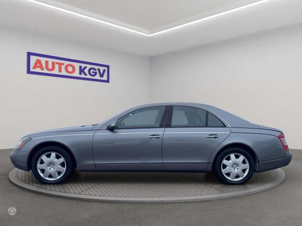 Pelēks Maybach 57 2008 Viļņa, ar dzinēja tilpumu 5.50 L un nobraukumu 151 tūkst. km par 56999 €, foto 2 vietnē AUTOMOTO.COM.LV