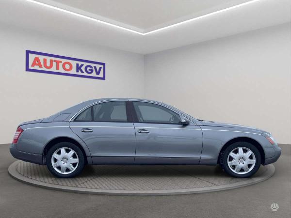 Pelēks Maybach 57 2008 Viļņa, ar dzinēja tilpumu 5.50 L un nobraukumu 151 tūkst. km par 56999 €, foto 6 vietnē AUTOMOTO.COM.LV